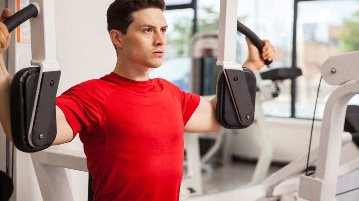 Treino de Peito: Exercícios Essenciais Para um Peitoral Definido